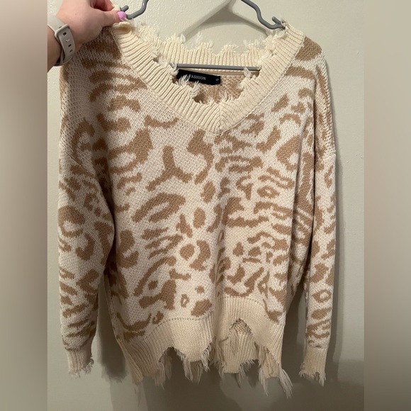 Tops | Cheetah Print Sweater | Poshmark